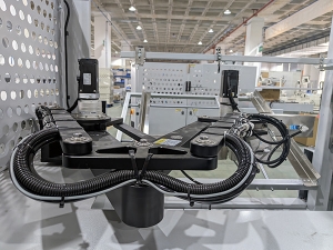 Pre-programmed Robotic Case Erector